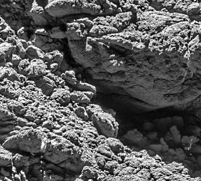 Rosetta Finally Found Its Lost Philae Lander – Lights in the Dark